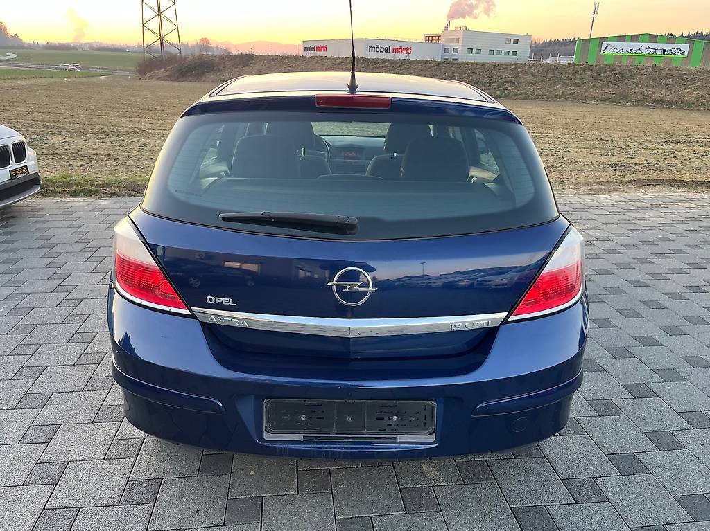 OPEL Astra 1.9 CDTi Enjoy im Kanton Aargau - tutti.ch