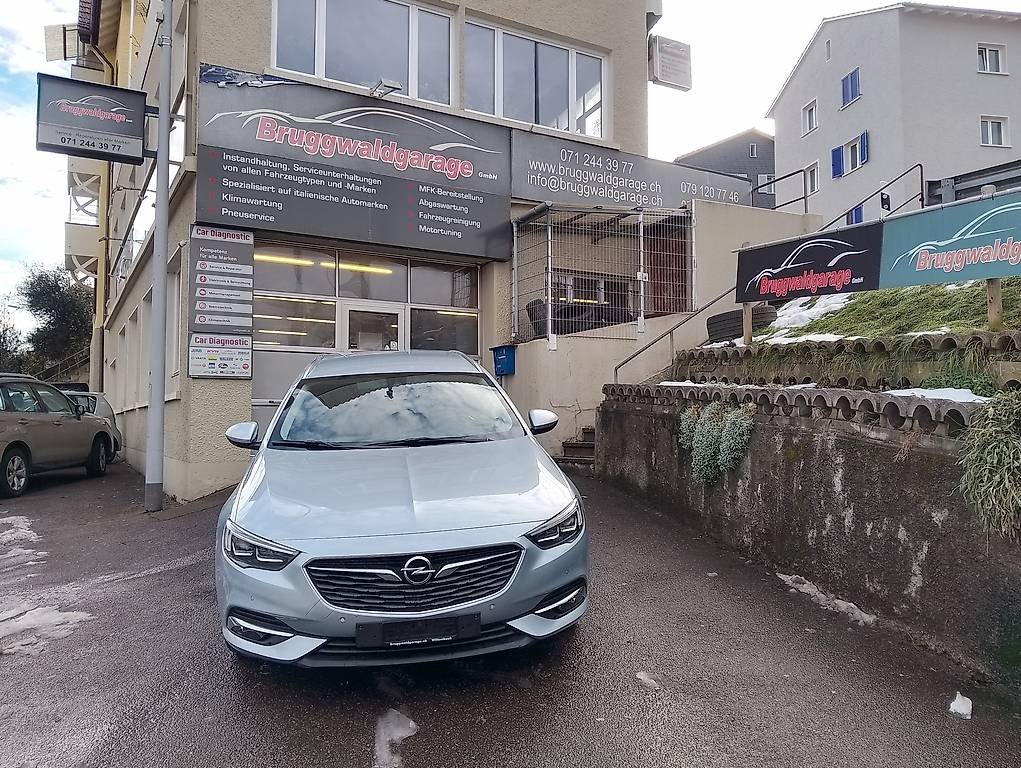 OPEL Insignia 2.0 T Sports Tourer Excellence 4WD Automat. im Kanton ...
