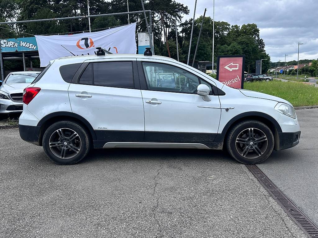 SUZUKI SX4 S-Cross 1.6 16V Sergio Cellano Top 4WD CVT7 im Kanton Waadt ...