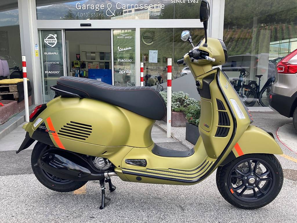 PIAGGIO Vespa GTS 300 Super Sport ABS im Kanton Wallis - tutti.ch