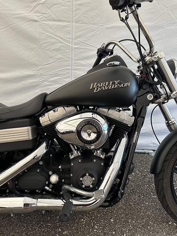 HARLEY-DAVIDSON FXDBI Dyna Street Bob im Kanton Aargau - tutti.ch