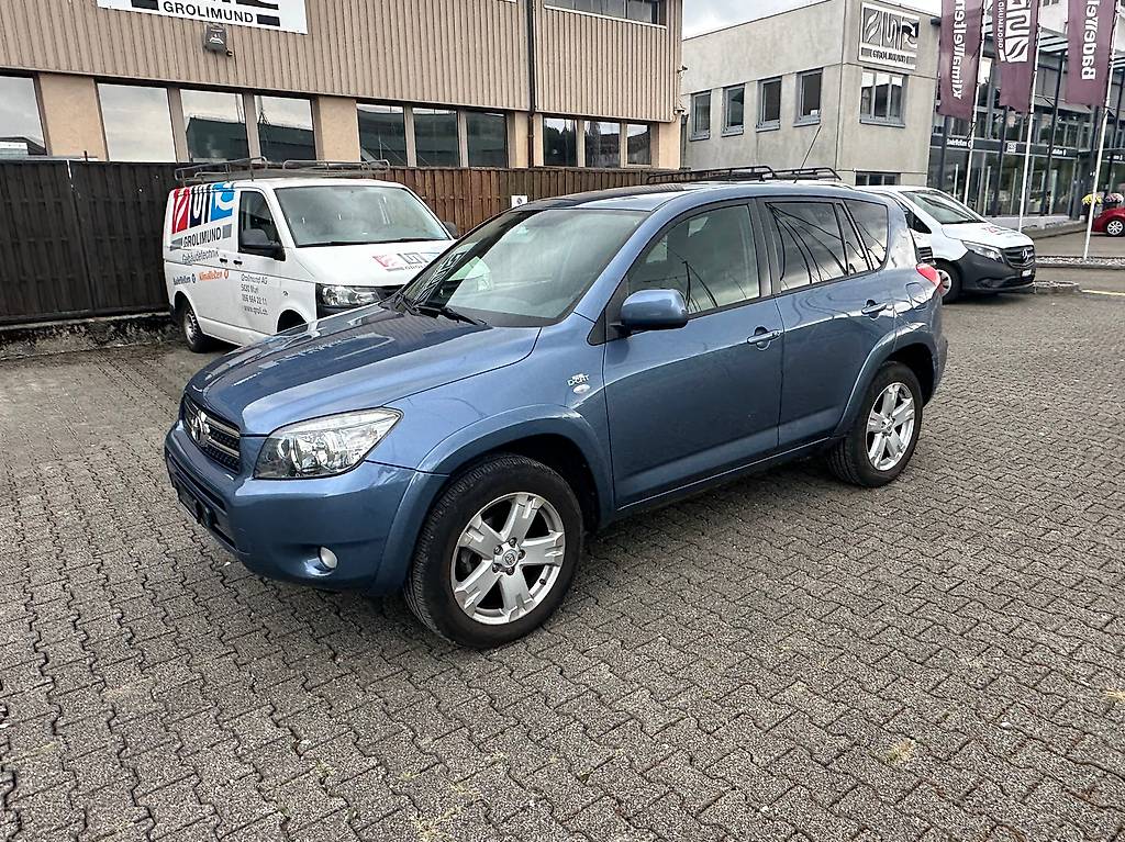 TOYOTA RAV-4 2.2D-4 D CleanPower Linea Luna im Kanton Aargau - tutti.ch