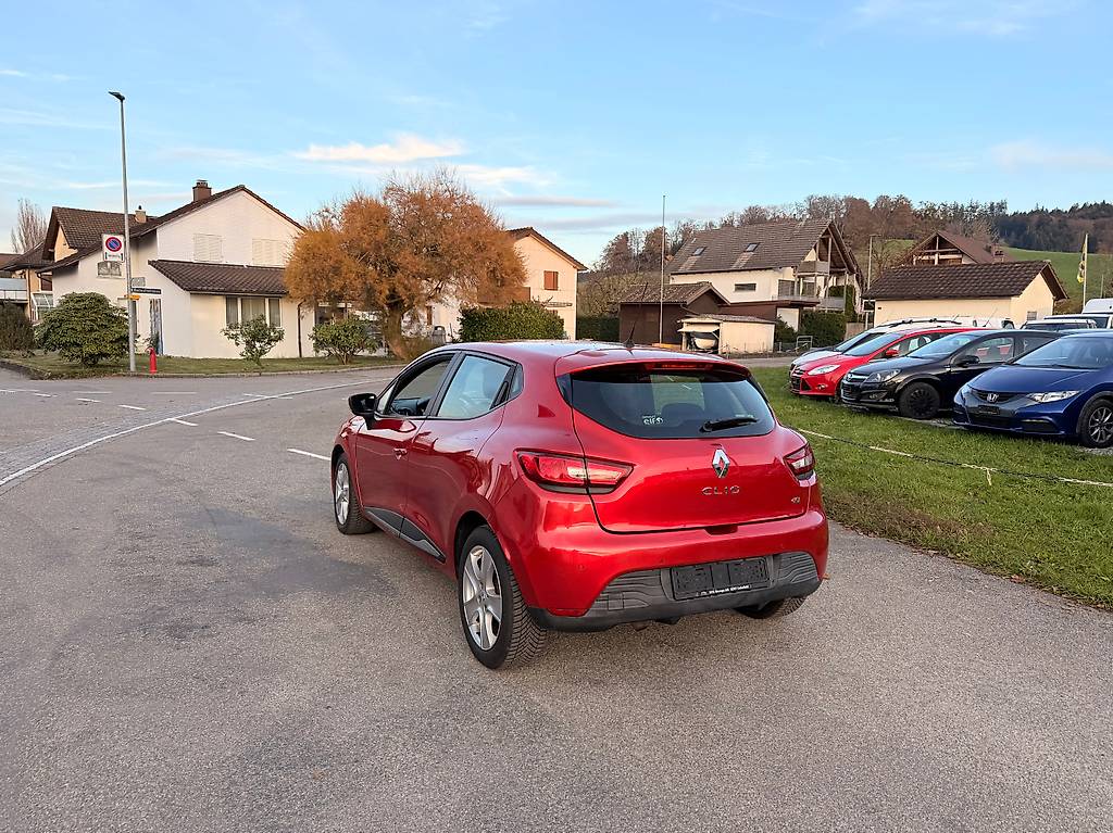 RENAULT Clio 1.5 dCi Iconic EDC im Kanton Bern - tutti.ch