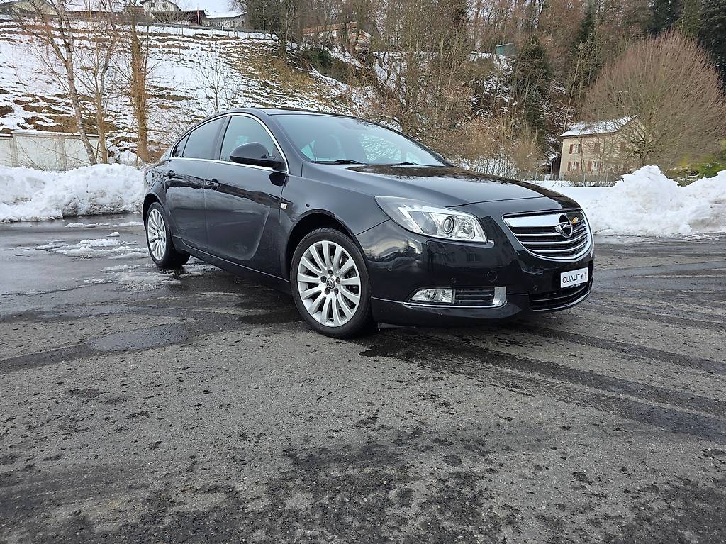 OPEL Insignia 2.0 Turbo Sport Edition 4WD im Kanton St. Gallen - tutti.ch