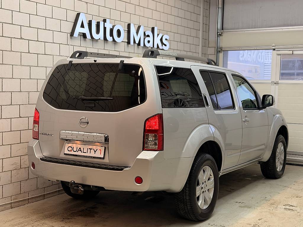 NISSAN Pathfinder 2.5 dCi SE im Kanton St. Gallen - tutti.ch