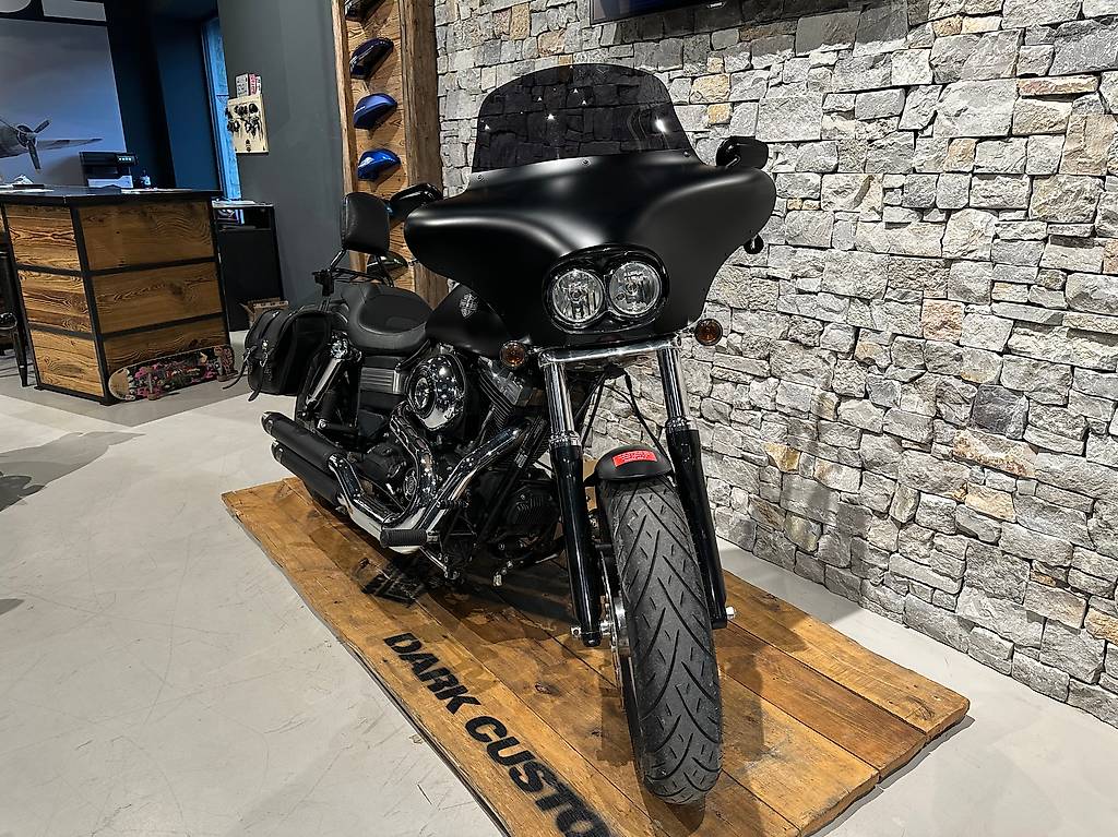 HARLEY-DAVIDSON FXDF Dyna Fat Bob ABS im Kanton Wallis - tutti.ch