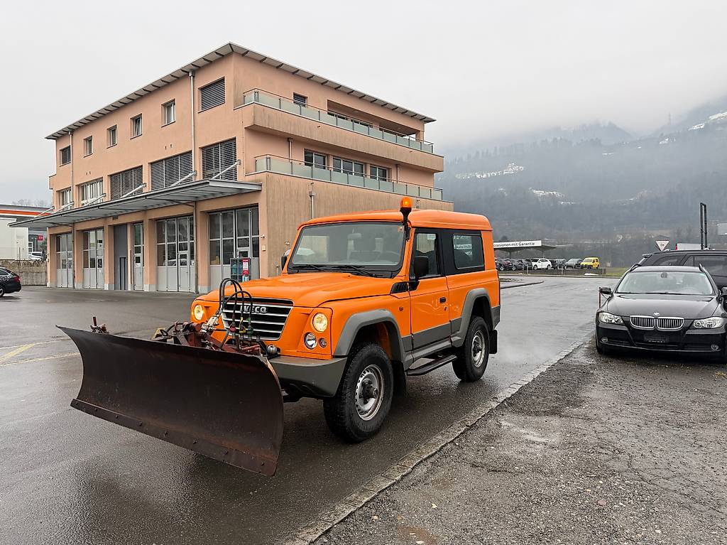 IVECO Massif 3.0 HPT im Kanton Schwyz - tutti.ch