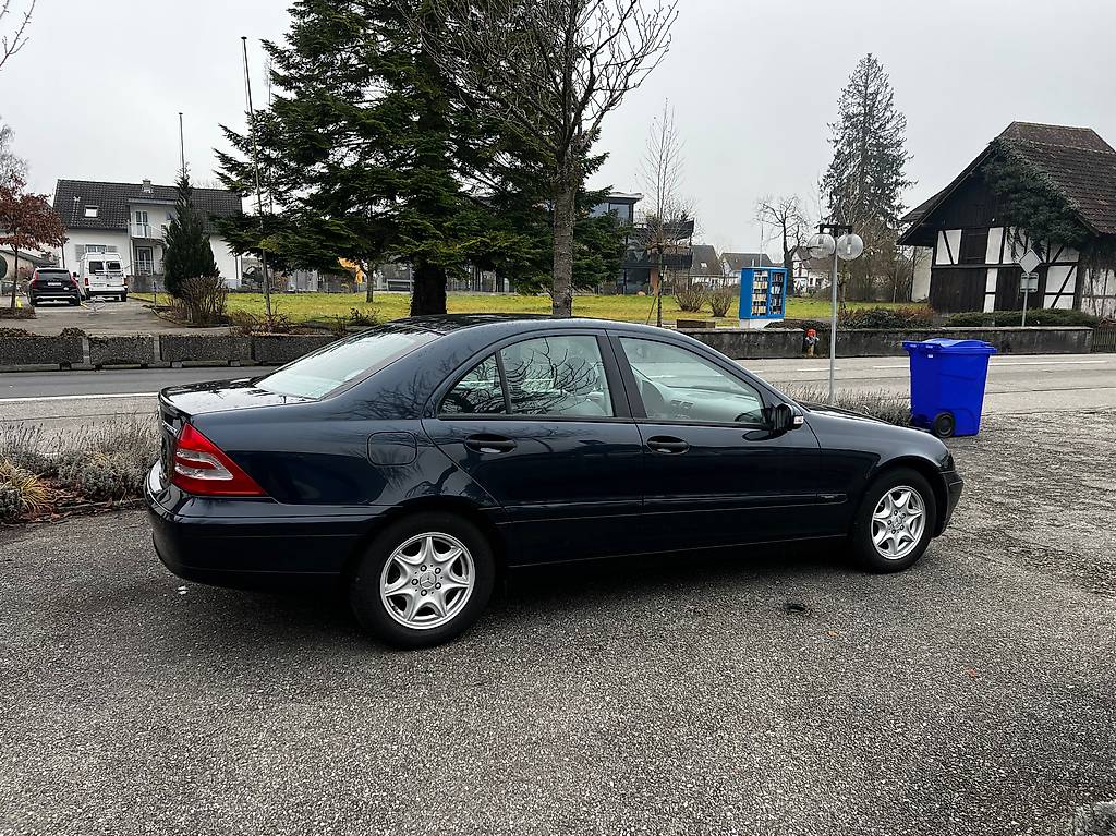 MERCEDES-BENZ C 180 Kompressor Elégance im Kanton Solothurn - tutti.ch