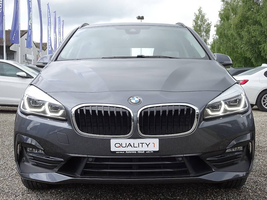 BMW 218d xDrive Active Tourer Steptronic Sport Line im Kanton Zürich ...