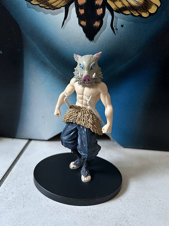 Action Figure Inosuke di demon slayer im Kanton Tessin - tutti.ch