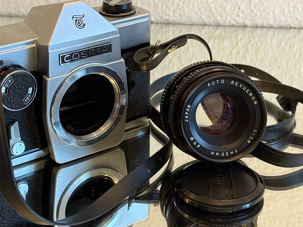 ANALOG KAMERA COSINA Hi-Lite + AUTO REVUENON 50mm f1:1.9 im Kanton ...