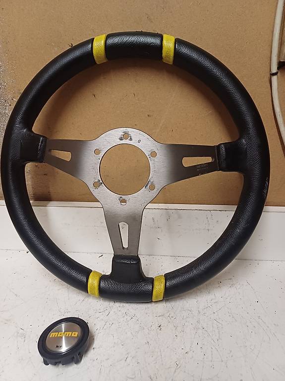 Momo Sportlenkrad 350mm Cantone San Gallo - tutti.ch