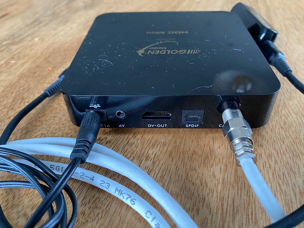 GOLDEN HDC mini TV Kabel reciever im Kanton Basel-Landschaft - tutti.ch