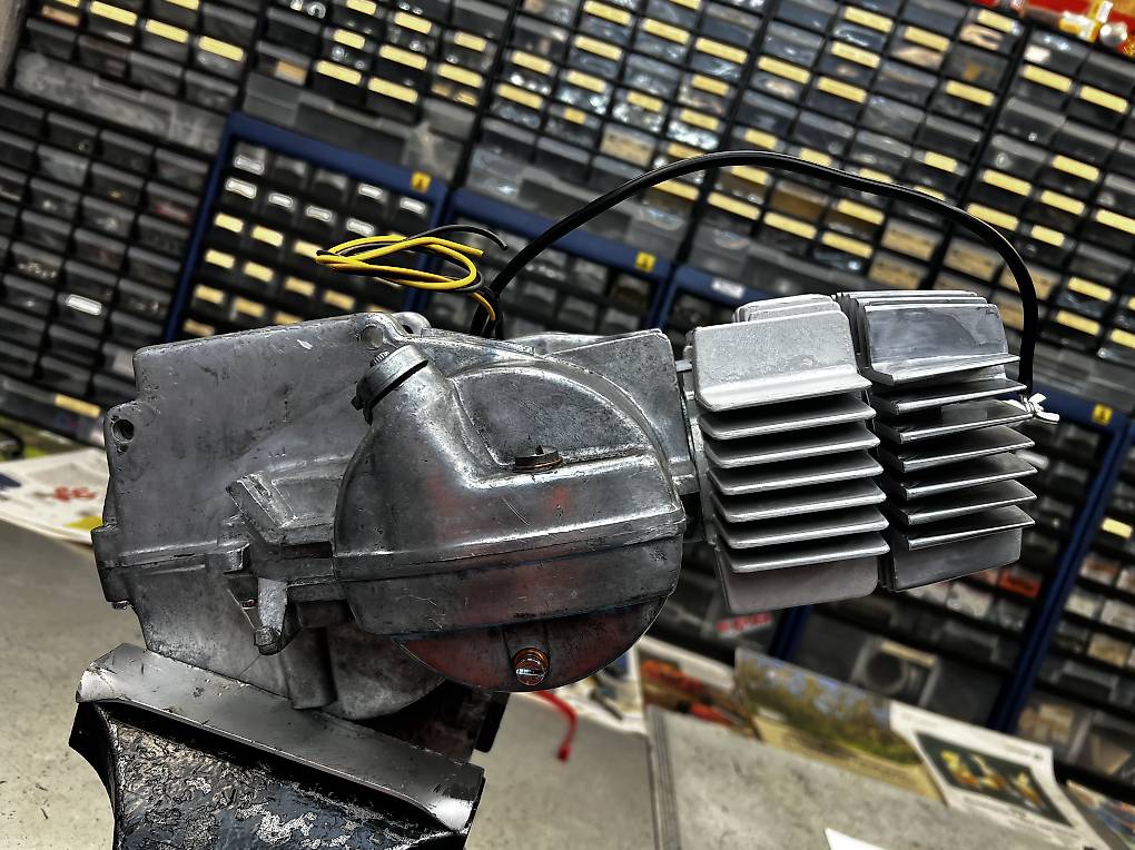Puch Maxi 4Lager Ur- Motor Revidiert Cantone Svitto - tutti.ch