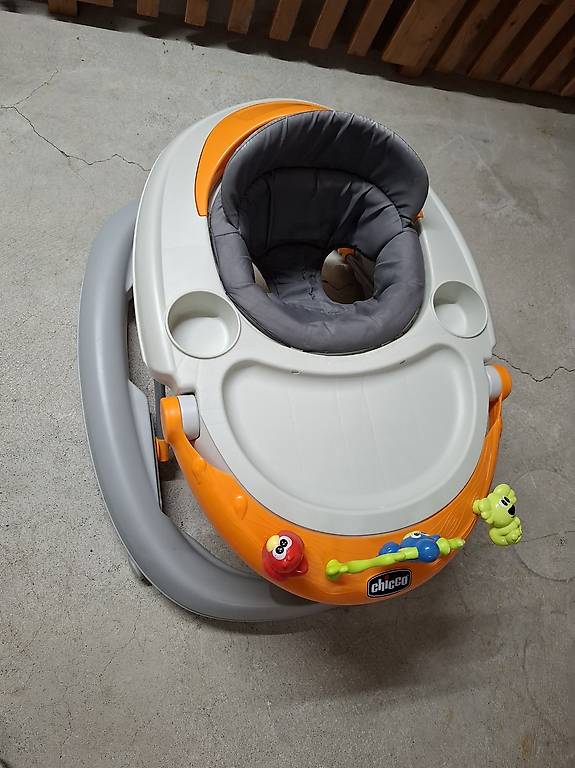 Chicco Lauflernwagen /Gehschule im Kanton Zürich - tutti.ch