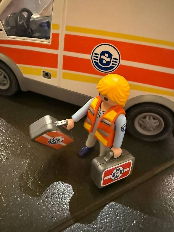 Playmobil Krankenwagen im Kanton Bern - tutti.ch