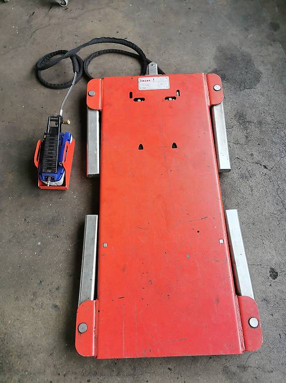 Astra PowerLift, Scherenlift, 3000kg im Kanton Bern - tutti.ch