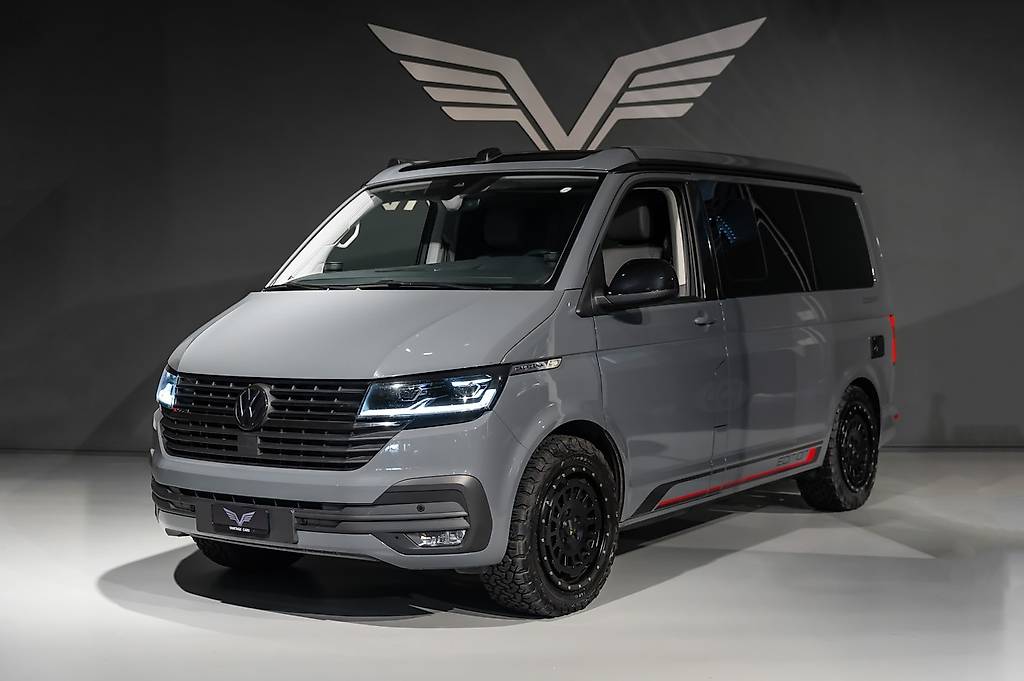 VW T6.1 Bulli Schriftzug Dynamik LED Blinker Montage im Kanton St ...