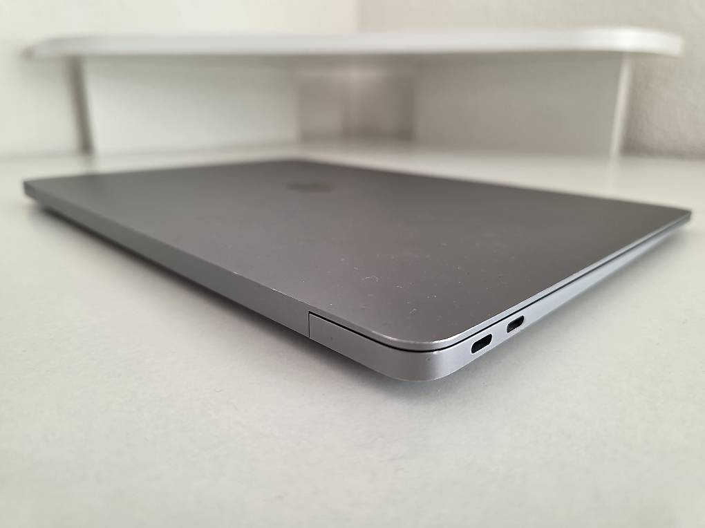 Apple MacBook Air 13 Zoll - Top Zustand im Kanton Zürich - tutti.ch