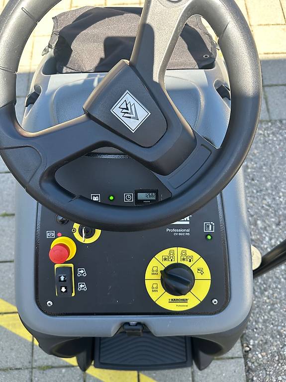 In Auftrag zum verkaufen - Kärcher Professional CV 60/2 RS im Kanton ...