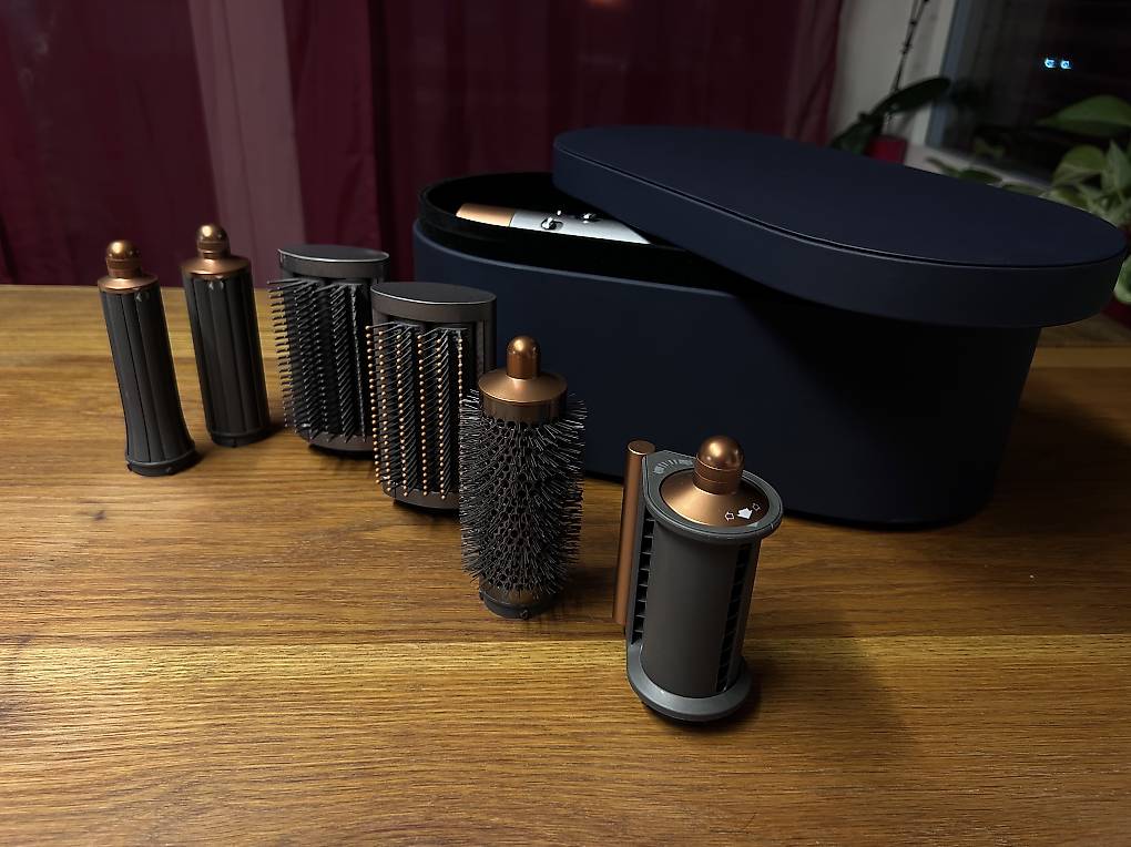 Dyson Airwrap ? neuwertig, inkl. Garantie im Kanton Nidwalden - tutti.ch