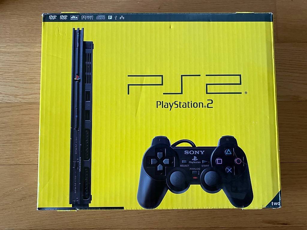 Playstation 2 (PS2) mit Controller und 2 Singstar Mikrofone im Kanton ...
