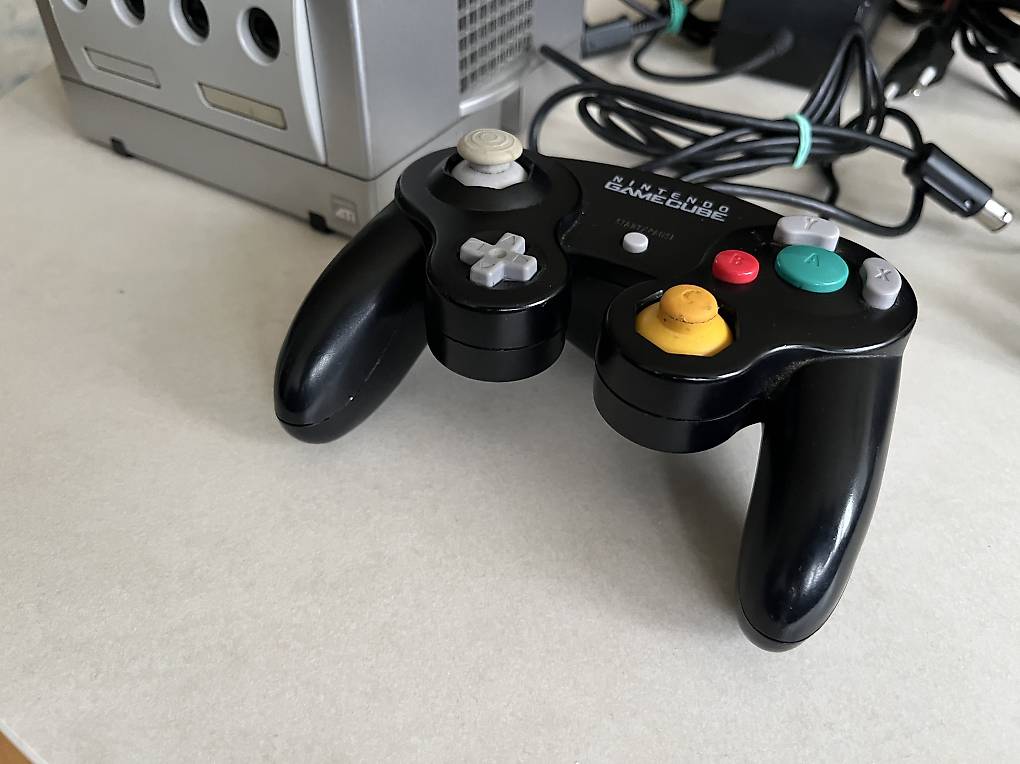 Nintendo GameCube, inkl. Controller / Kabel im Kanton Bern - tutti.ch