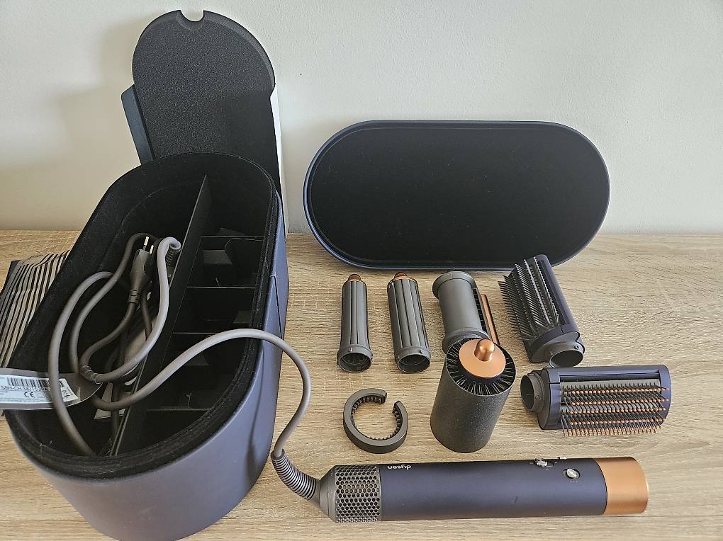 Dyson Airwrap Multi-Styler Complete im Kanton Basel-Landschaft - tutti.ch