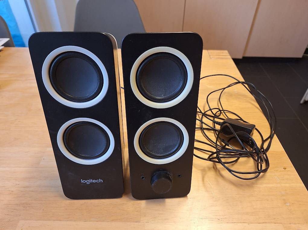Logitech Z200 Lautsprecher im Kanton Solothurn - tutti.ch