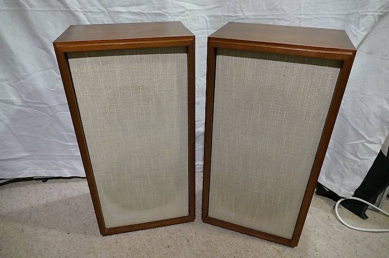 The KLH Model Seventeen, original vintage aus 1964 im Kanton Thurgau ...