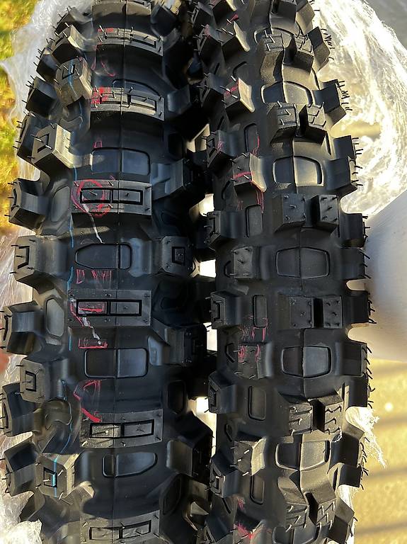 Bridgestone Battlecross X31 Reifen-Set Cantone San Gallo - tutti.ch