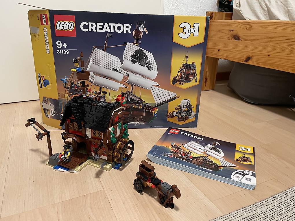 LEGO Creator 3 in 1 31109 Piratenschiff NEU im Kanton St. Gallen - tutti.ch