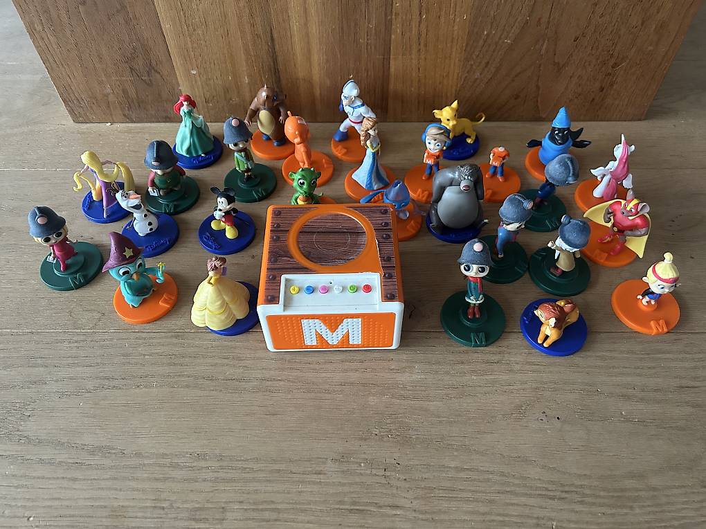 Migros Story Box- Wichtel /Superhelden / Disney im Kanton Luzern - tutti.ch