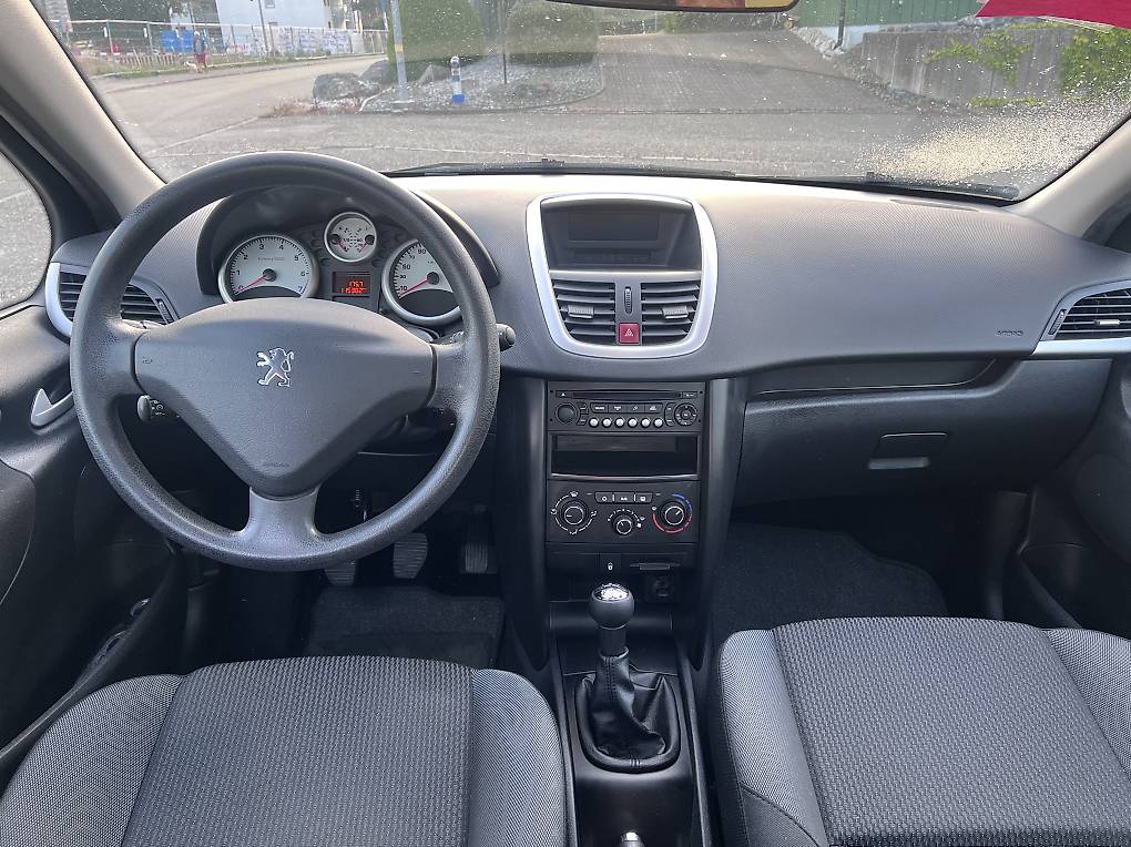 Peugeot 207 1.4 16V - frisch ab MFK 05.2026 im Kanton Solothurn - tutti.ch