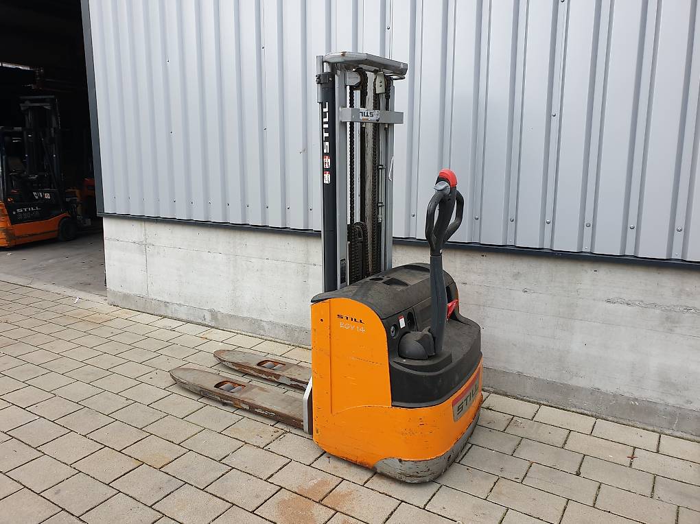 Stapler Still EGV 14 Triplex Hub 430cm im Kanton Thurgau - tutti.ch