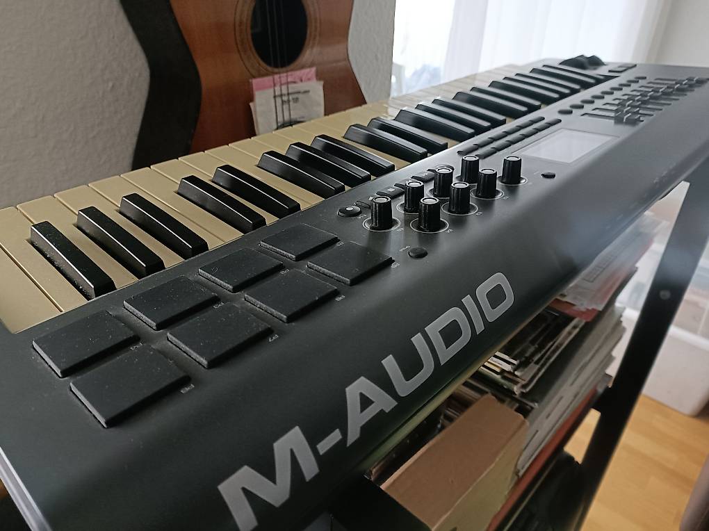 M-Audio Axiom 49 Tasten, MIDI Keyboard, Lieferung möglich im Kanton ...