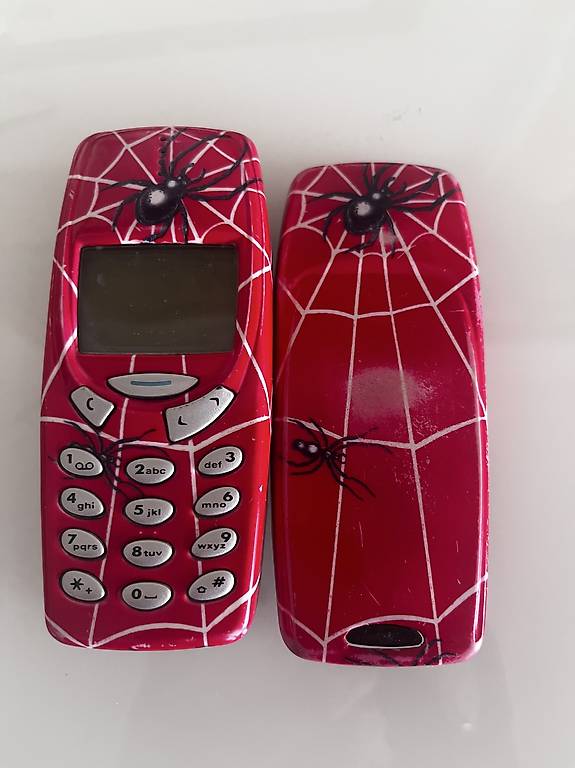 NOKIA 3310 rot Spyder im Kanton Luzern - tutti.ch