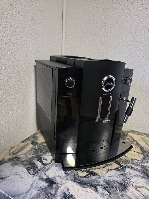 Kaffeemaschine Jura C5 guter gepflegter Zustand im Kanton Aargau - tutti.ch