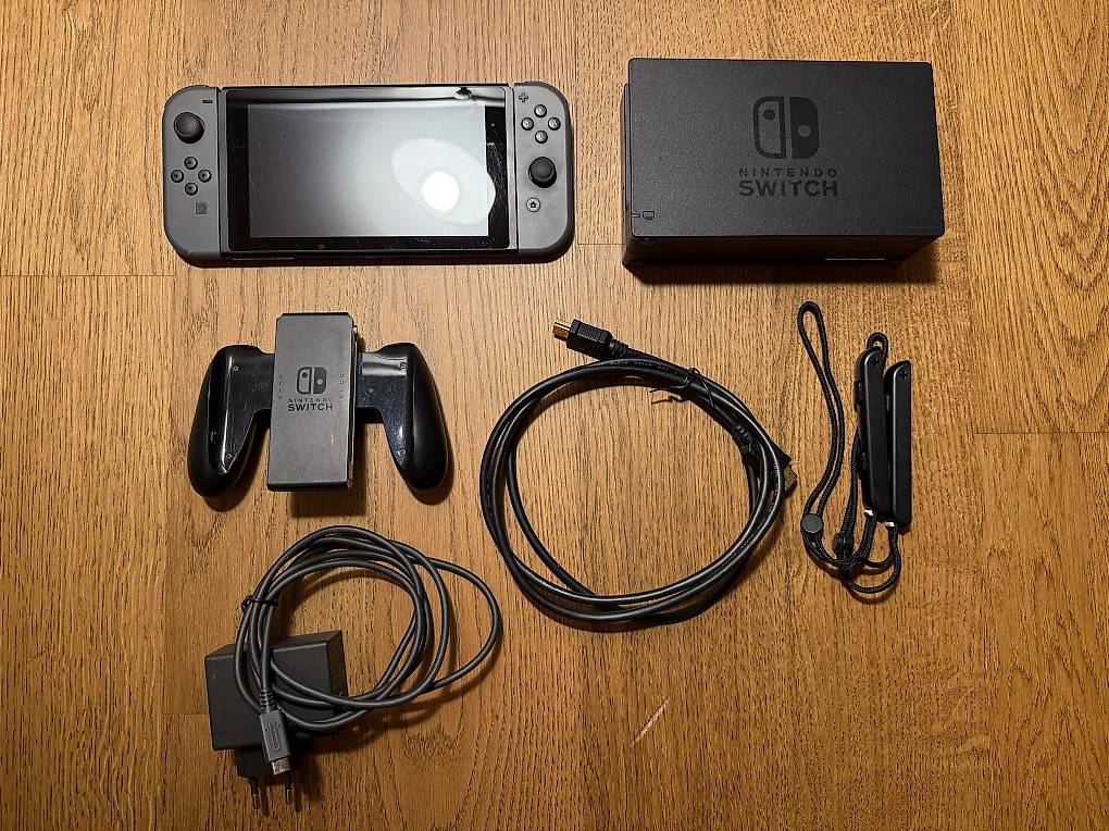 Nintendo Switch Konsole / *CFW-fähig im Kanton Basel-Landschaft - tutti.ch