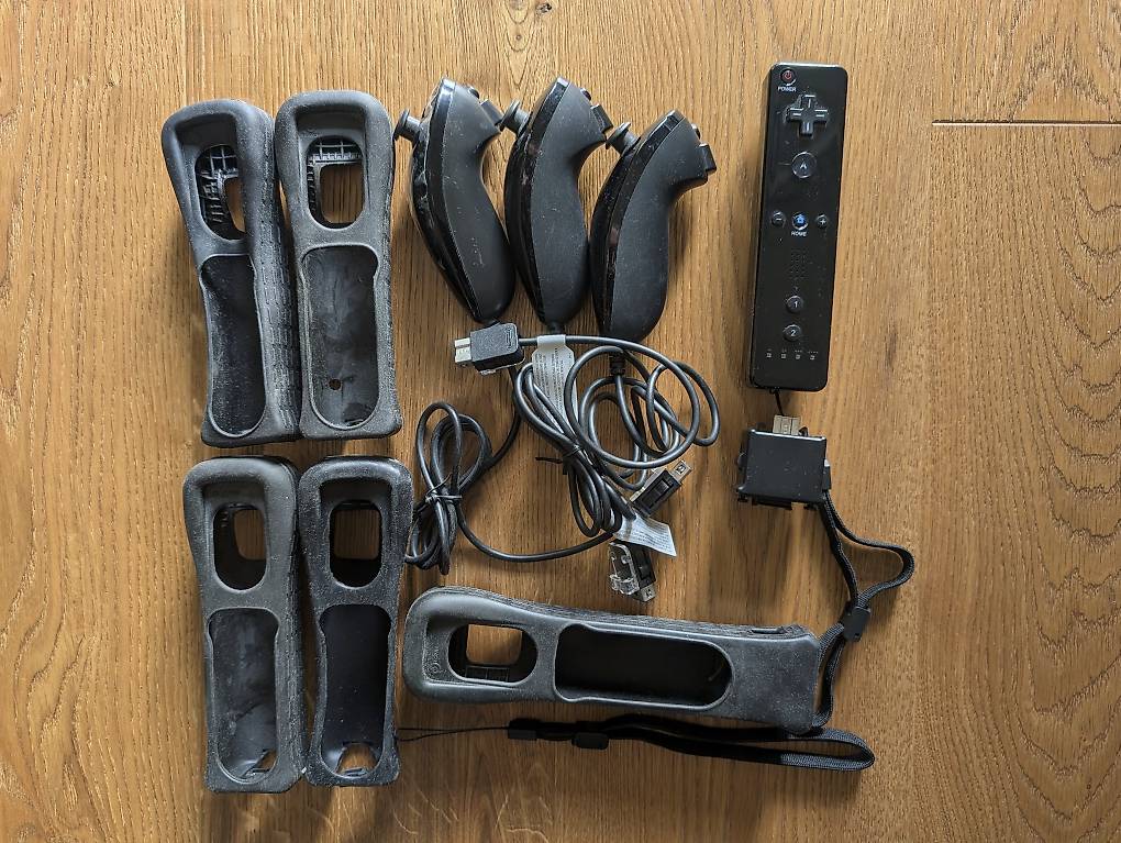 Zubehör Nintendo Wii Controller im Kanton Luzern - tutti.ch