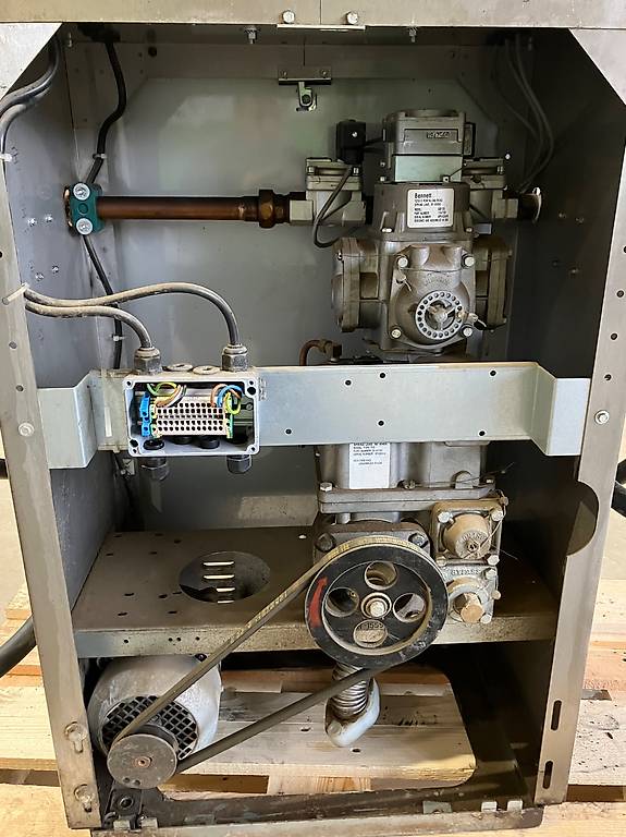 Tanksäule mit Dieselpumpe Bennett & Sauser Canton Zurich - tutti.ch