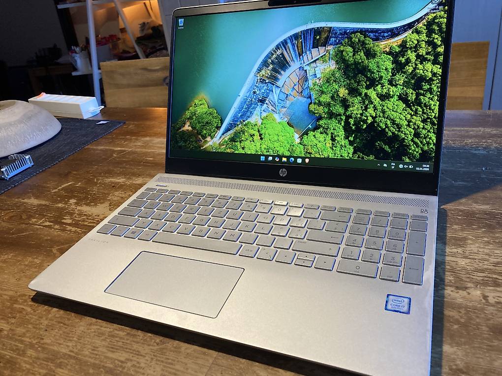 Computer HP i7 RAM 16GB Windows 11 pro im Kanton Tessin - tutti.ch
