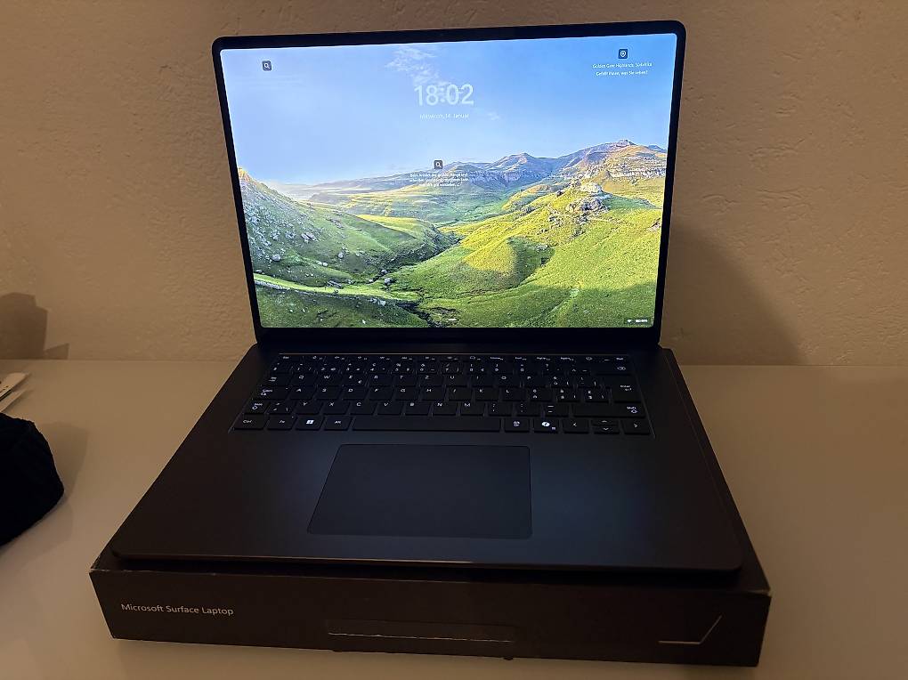 Microsoft Surface Laptop 7 ? TOP Zustand | Win 11 Pro im Kanton Basel ...