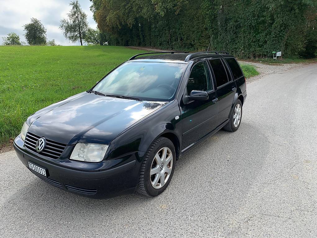 VW Bora Variant 2.0 Schwarz im Kanton Thurgau - tutti.ch