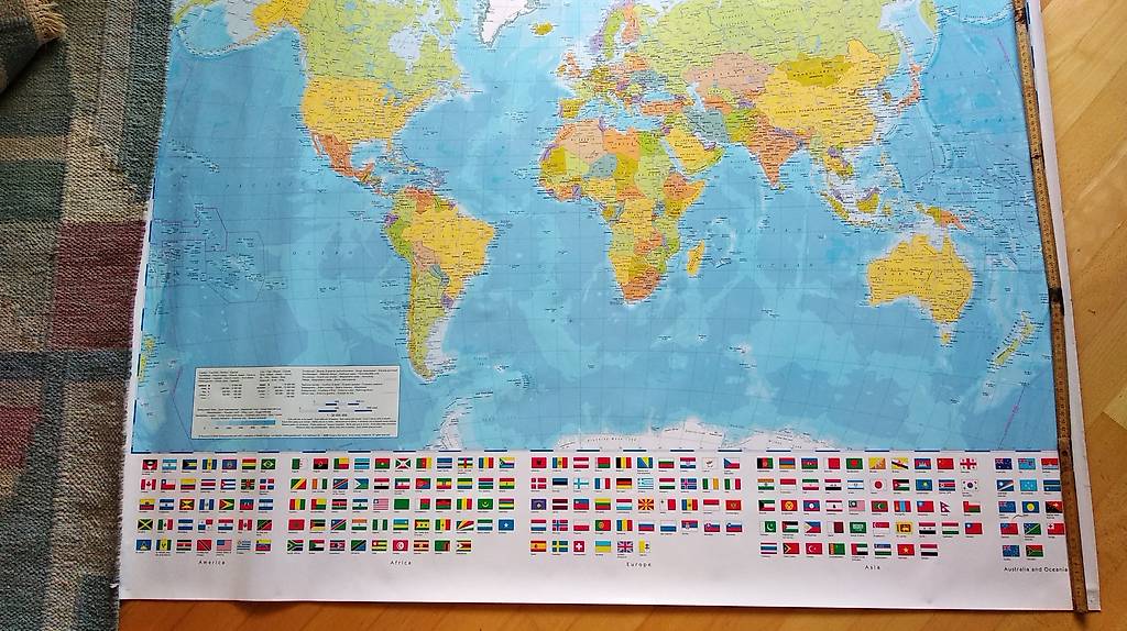 Weltkarte XXL Massstab 1:30 000 000 im Kanton St. Gallen - tutti.ch