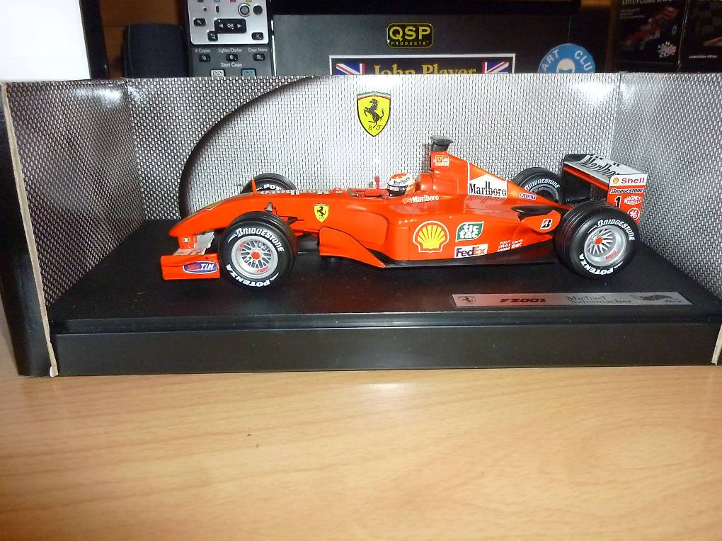 Ferrari F2001 Michael Schumacher F1 mit Marlboro Decals 1:18 im Kanton ...