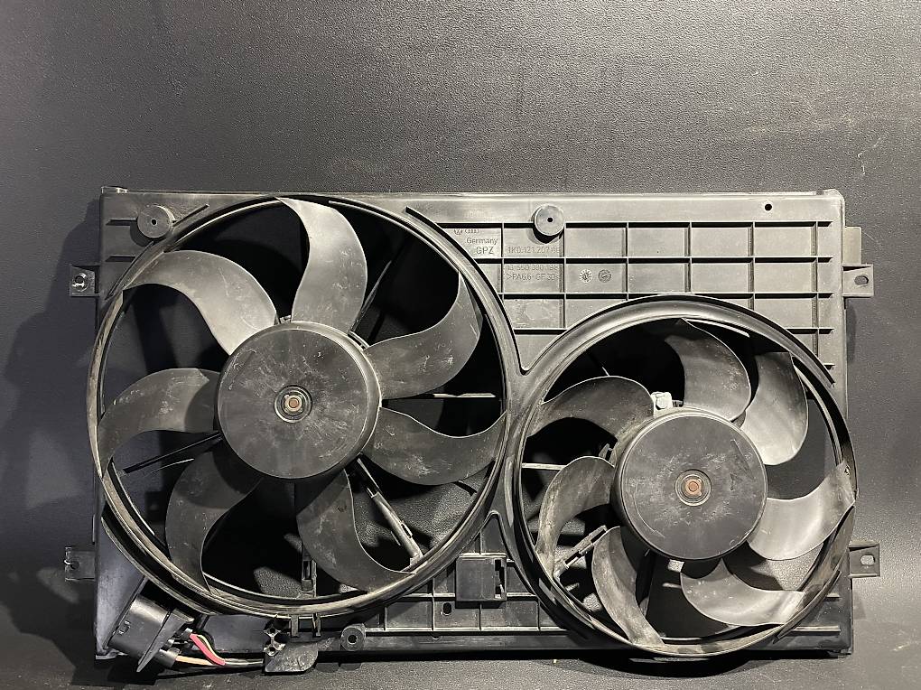 1K0121207BB Motorlüfter Kühlerlüfter VW Touran 2.0TDI 2009 im Kanton ...