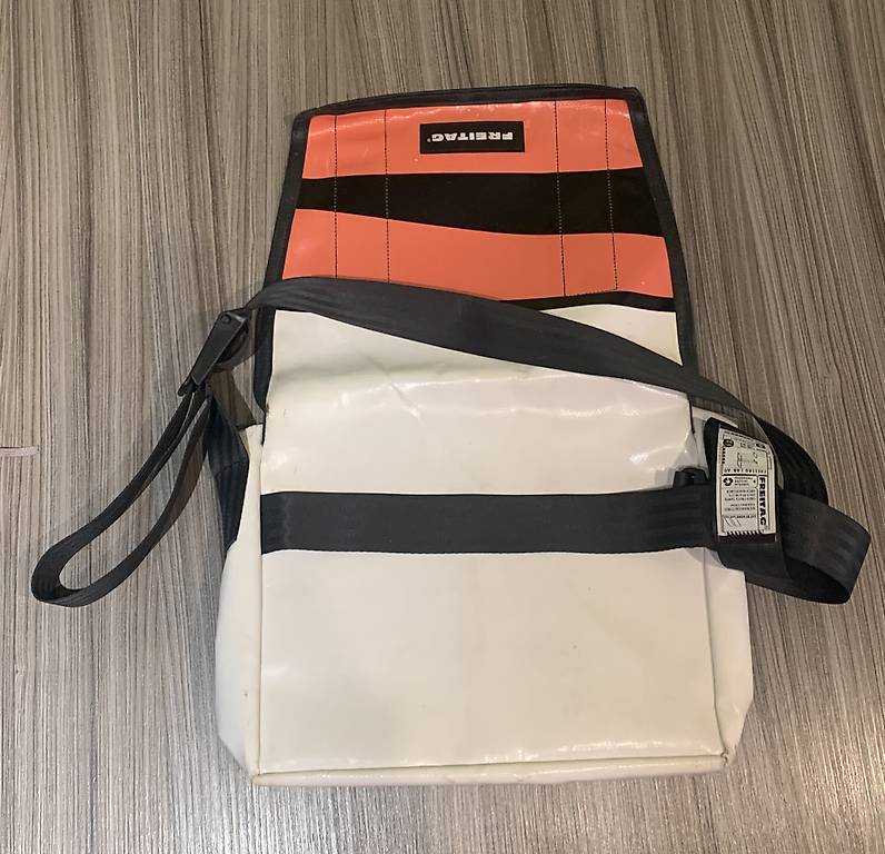 Borsa FREITAG a tracolla, mai utilizzata. im Kanton Tessin - tutti.ch