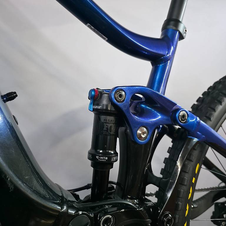 E-BIKE GIANT 25KM/H | 750WH & 85NM | E-MTB FULLY im Kanton St. Gallen - tutti.ch