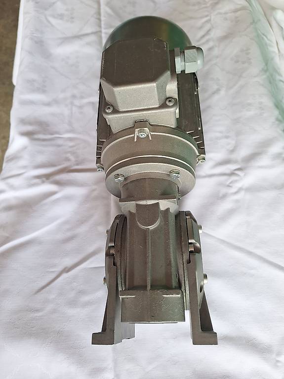 Getriebe mit Motor im Kanton St. Gallen - tutti.ch